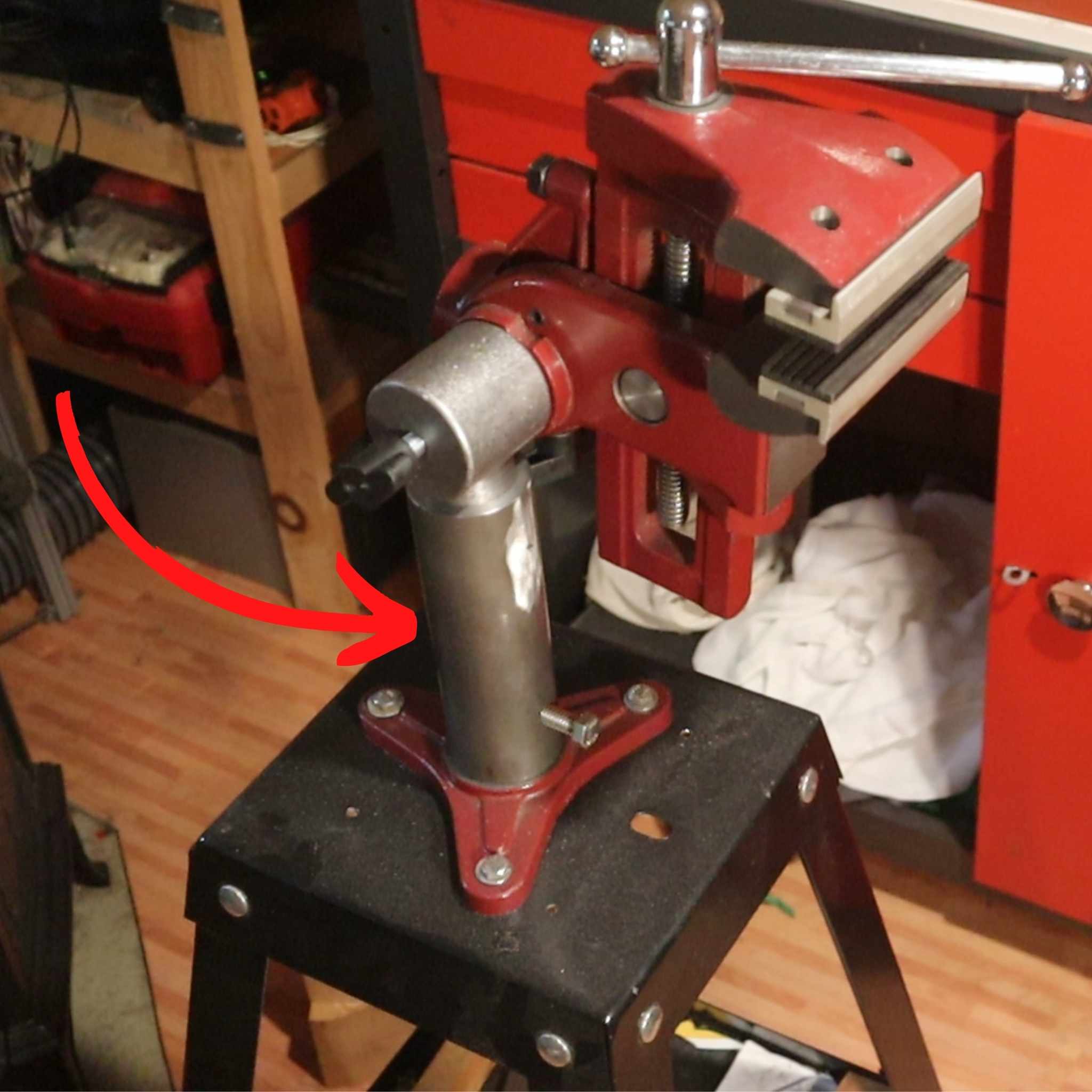 Vise Riser for the Garrett Wade Versa Vise – The American Edge